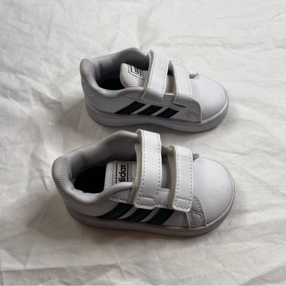 adidas | Shoes | Adidas Kids Shoe Size 5k Gently Used In Good Condition ...